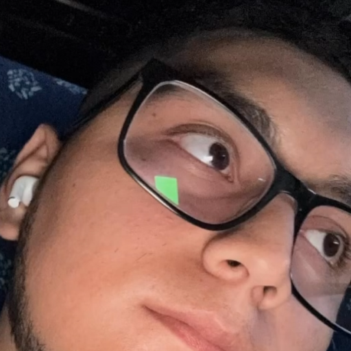 Live-Room - aNdReW_Main