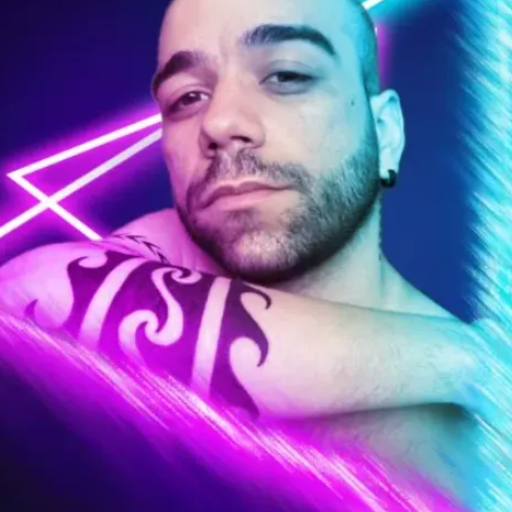 Public-Fan-Room - ANAO_BOMBADO_